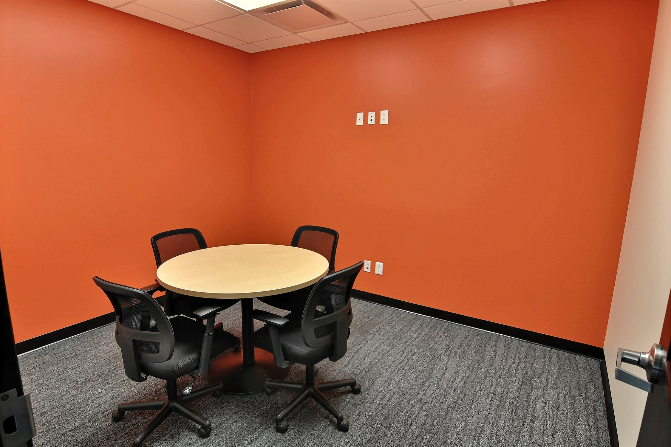 Small conference room - River City Community Center